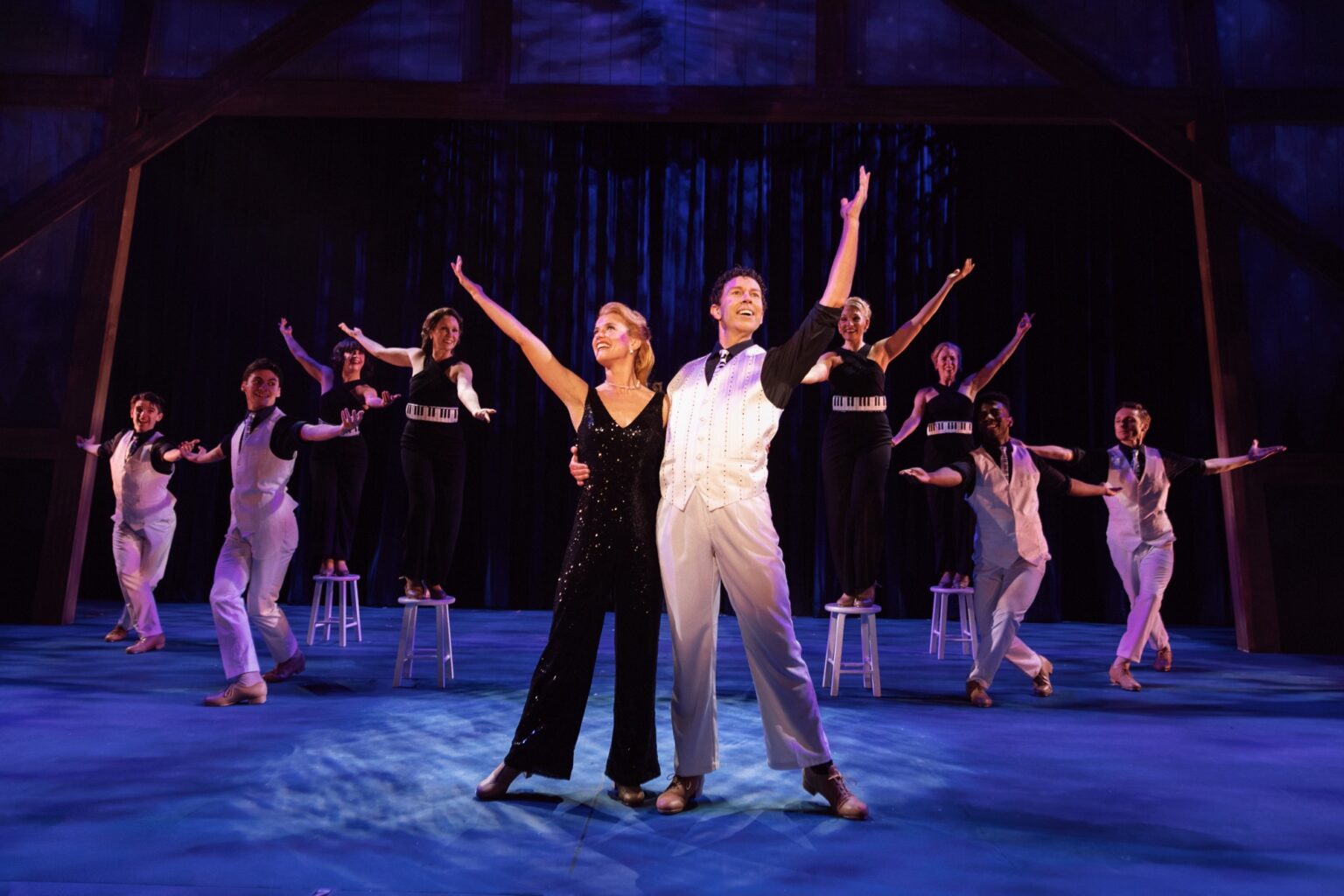 Theatre Review: Studio Tenn’s ‘White Christmas’ Delivers a Sleighful of ...